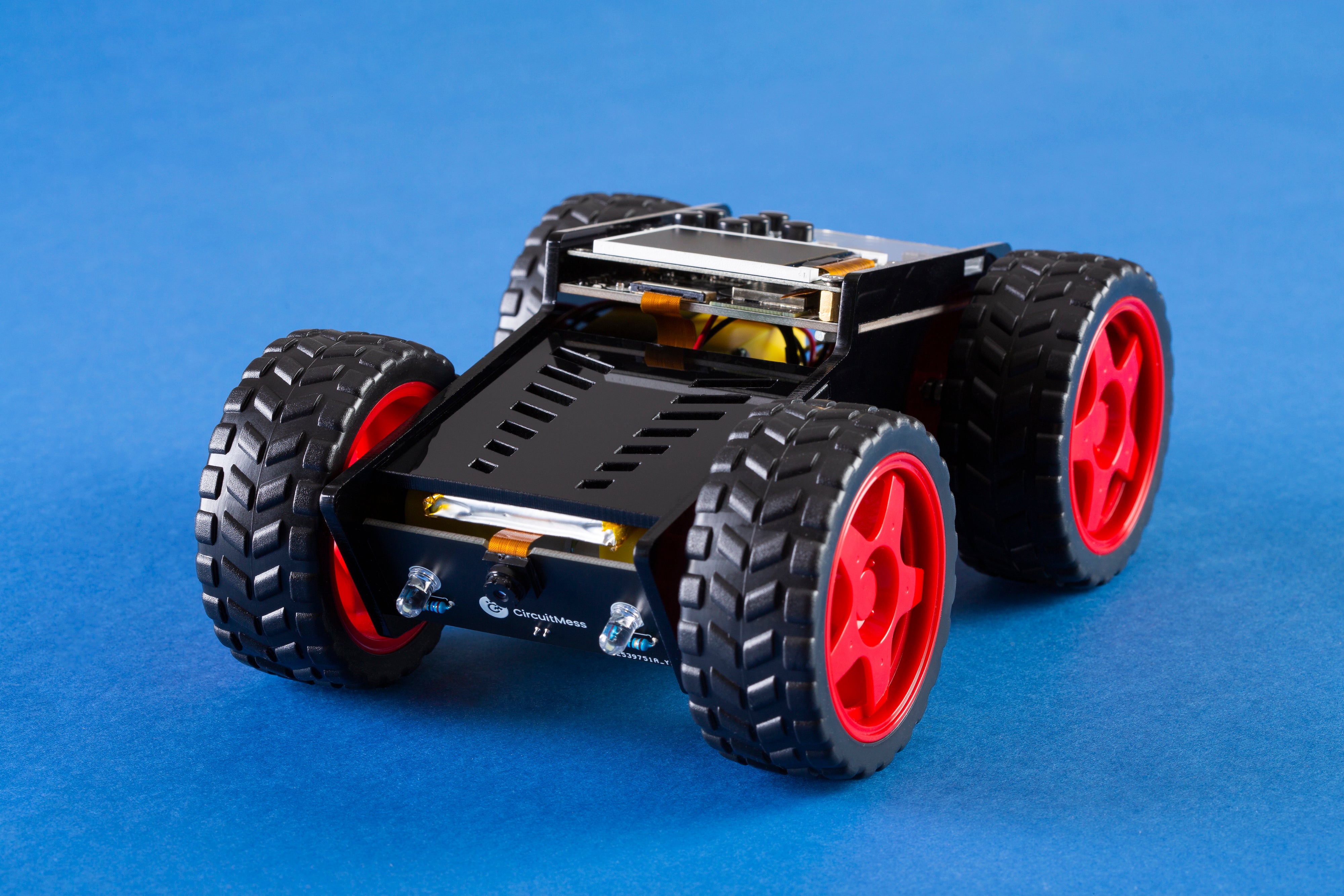 STEMfinity | Wheelson | CircuitMess